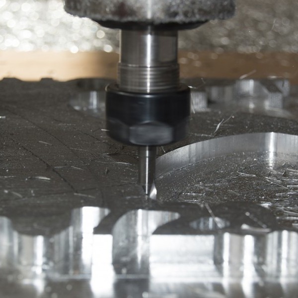 Decupare si frezare materiale